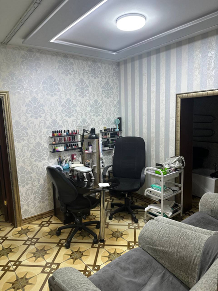 Аренда (НЕ ЖЕЛОЕ): Шайхантахурский район Ориентир - Ганга 325кв 2500$
