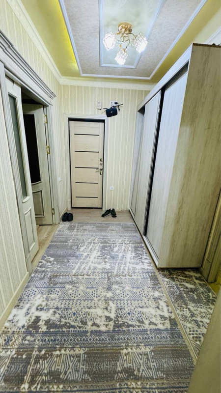Юнус абад 19 кв 5/1/5 100кв.м Огород , подвал