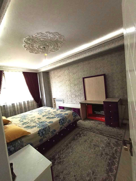 Квартира в аренду ул.Афросиаб метро Ойбек 4ком 3этаж 9этажка