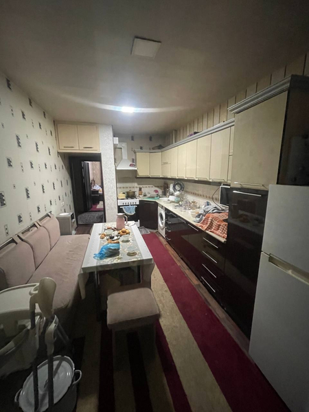 Uy sotiladi srochna guncha tinchlik metro