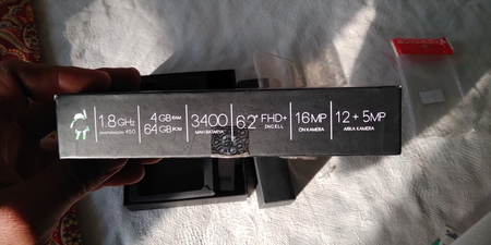 Telefon sotiladi 4/64