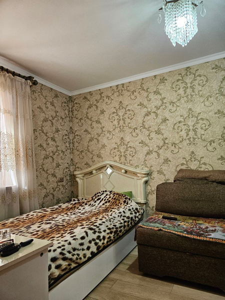Срочно продается  дом 7,3 сотки в Мирзо - Удугбекском районе.