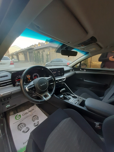 Продаётся своя KIA K5 2022 года