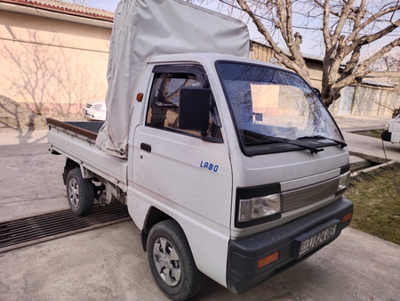 Labo sotiladi. 2021