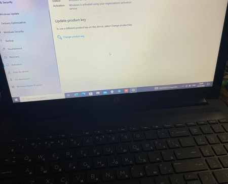 Ноутбук HP сотилади!
