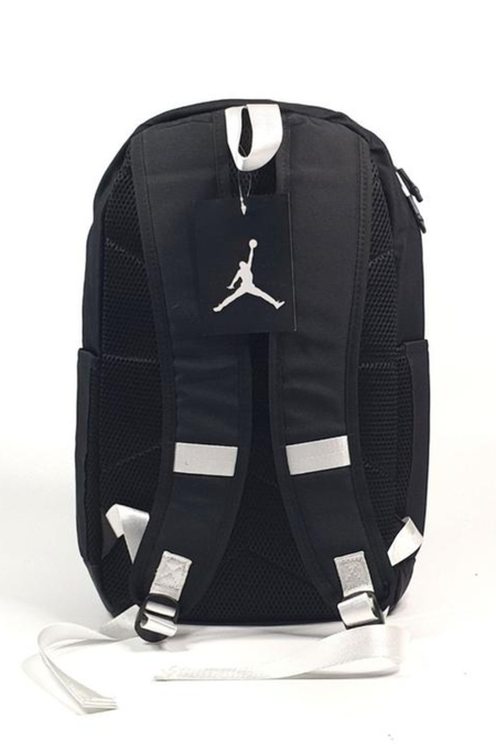 Рюкзаки спортивные Nike.