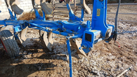 Plug Lemken 3+1 yangi srochno