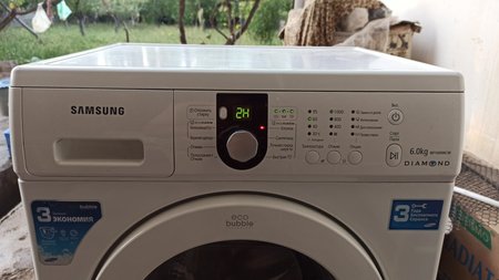 Продается стиральная машина Samsung Diamond Eco bubble 6 kg.