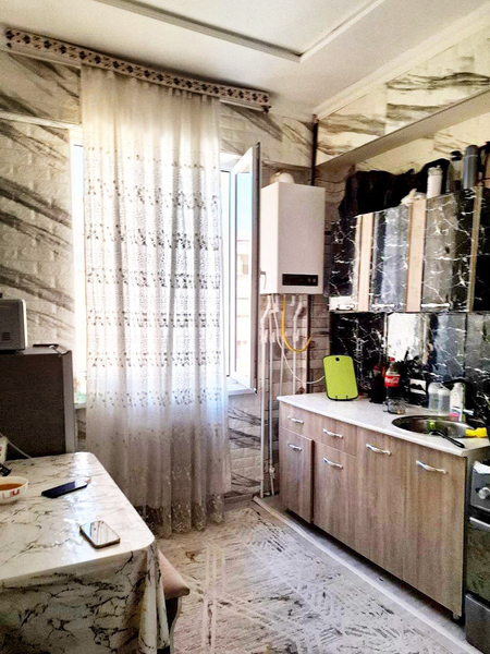Srochna Muhtasham Saroydan 2/5/11 40m² Yevro remont Xonadon sotiladi