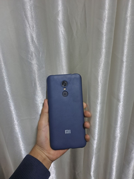 Redmi 5 plus 3/32 gb