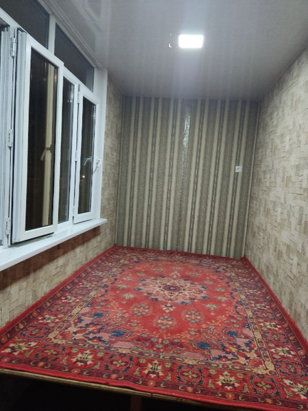 Qoraqamish 1/4 da kvartira 4/1/2  1 xona 2 xona qilingan 1 etaj