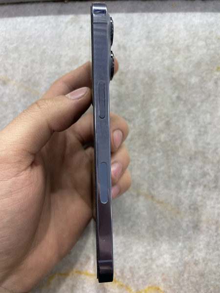 Iphone 13 pro sotiladi srochna