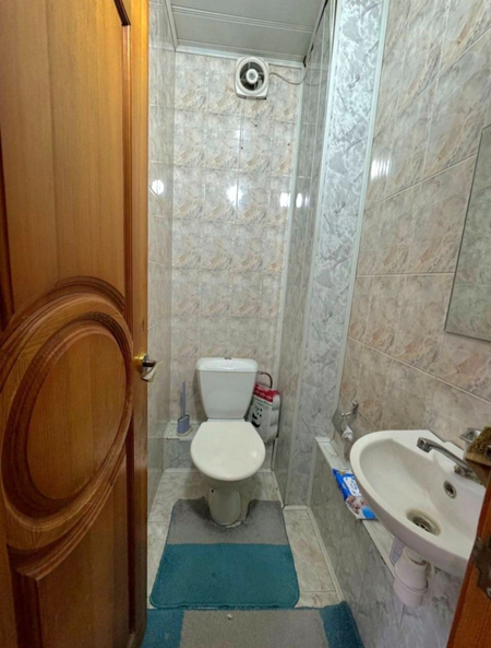 Продается квартира на Ц квартале Чиланзарского района. 5/4/9