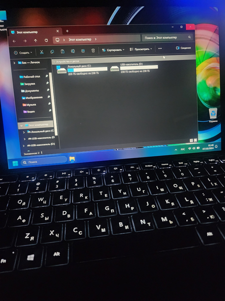 Продаю Surface pro 7. Планшет на виндовс 11 про официальный русский