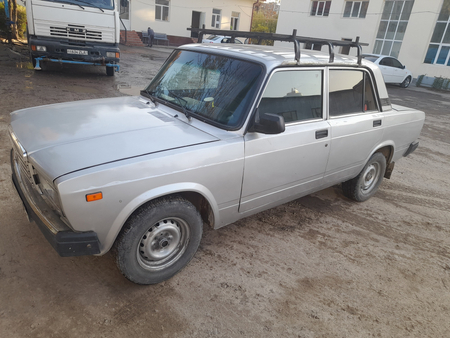 Vaz 2107 seriy 2012 yil