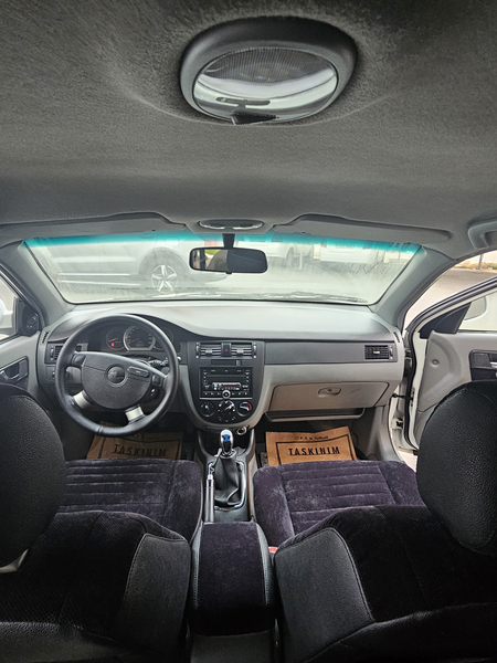Продаю свою Chevrolet Lacetti 2010 года