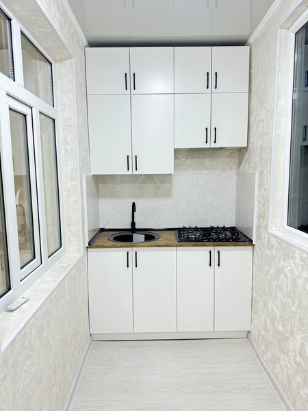 Юнусабад 11кв 2в3/2/4не торец 50м² СРОЧНО