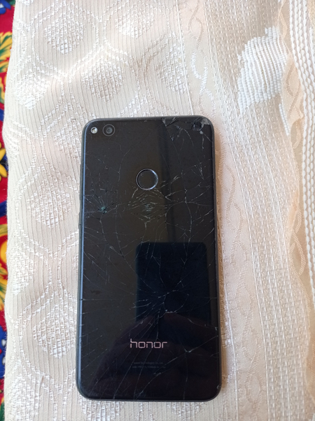 Honor 8 lite 32 gb xotira
