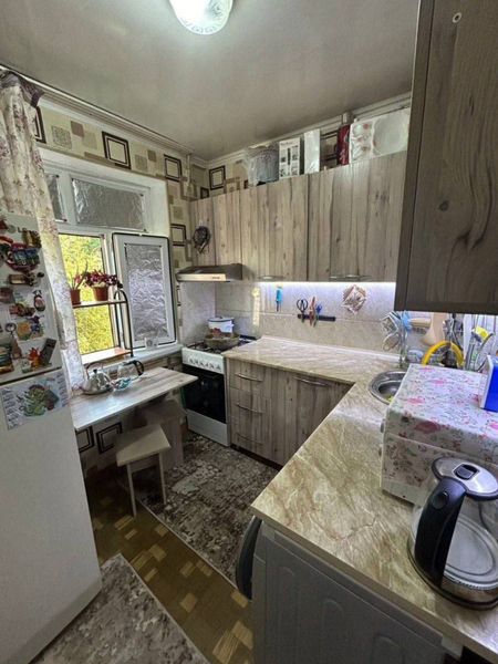 Продается.1/3/4...43000$