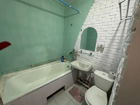 Продается 1 комнатная квартира, переделанная в 2х от собственника