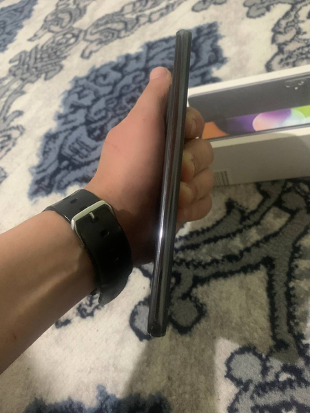 Srochna sotiladi samsung a52 128 gb karobka