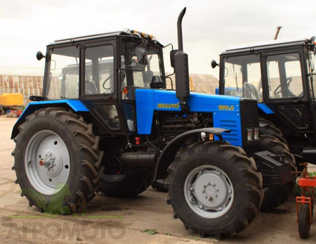 TRAKTOR BELARUS 1221.3 tropik arenda s vikupga beraman
