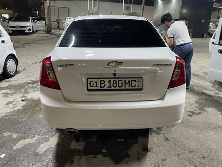 Chevrolet Gentra AT