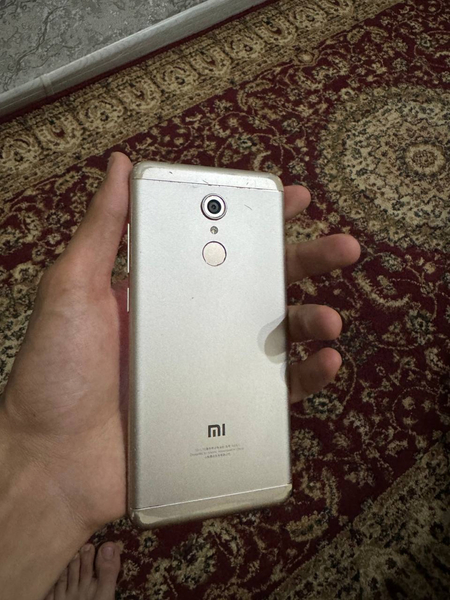 Redmi 5 sotiladi yoki abmen