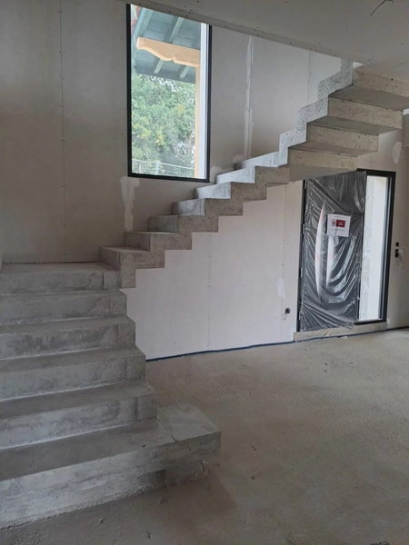 Betondan zinalar 800mingdan boshlab