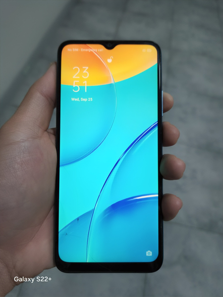 OPPO A 15  sotiladi