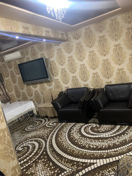 Своя3/1/5,Югнакий,78кв/м, вход с двух сторон,балкон 2*6,парковка авто
