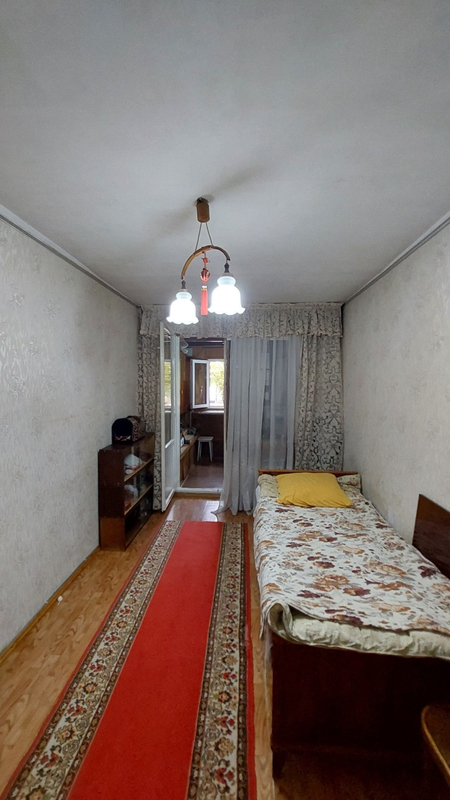 Продаётся 3-х комнатная квартира Сергели, массив Строитель, метро