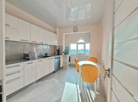 谷 127286 谷 Chilonzor tumanida kvartira sotiladi [63 м²]