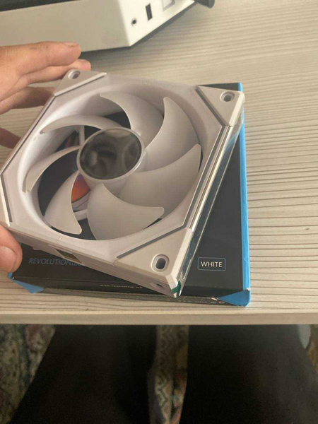 LIAN LI UNI FAN SL-INF 120 (3pl pack) White.