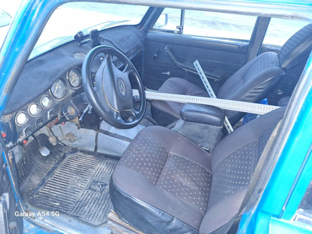 Lada 06 sotiladi 1000