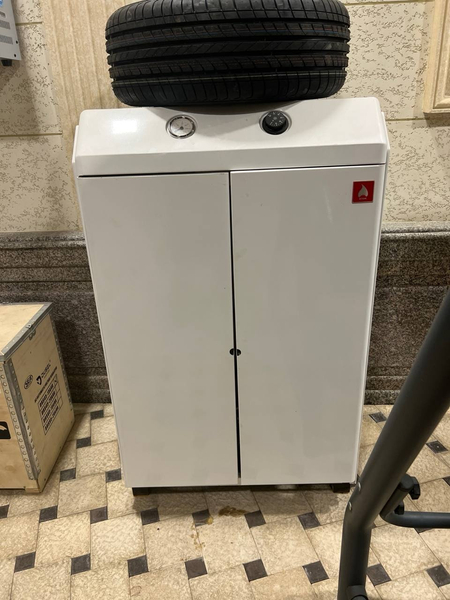 Котёл сотилади 700 КВ метрга