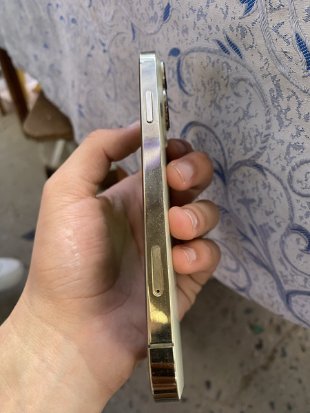 Iphone xr (13 pro) korpus