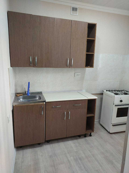 Продается квартира метро М. Горький (Буюк ипак йули)