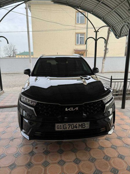 KIA Sorento qora 2023 avgust