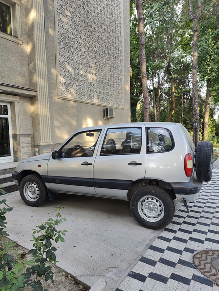 Chevrolet Niva 2008