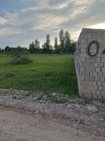 Чистый, почти квадратный участок 5,8 соток, п.Парвоз (87111)