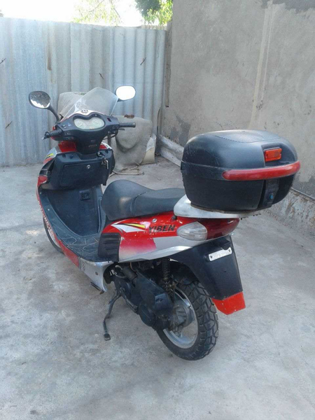 Продам скутер с большой базой