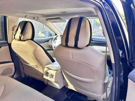 Toyota Camry Hybrid 75  год 2023