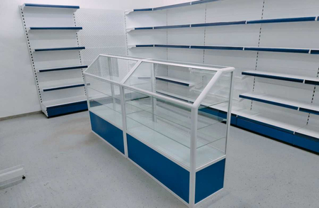 Стеллажи и прилавки для продуктов питания, бытовой техники, мыломойки