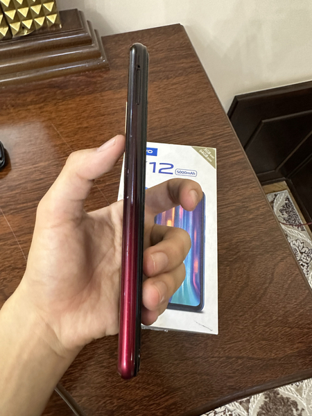 Vivo Y12 holati ideal