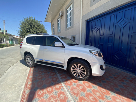 Tayyota prado 150 в отличном состояние