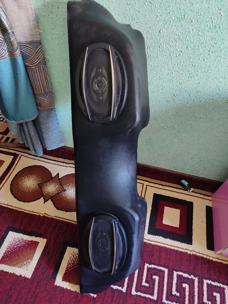 Kalonka pioneer sotiladi