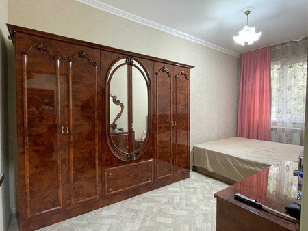СРОЧНО ПРОДАЕТСЯ 166179  квартира на мирзо улугбека 2/2/5