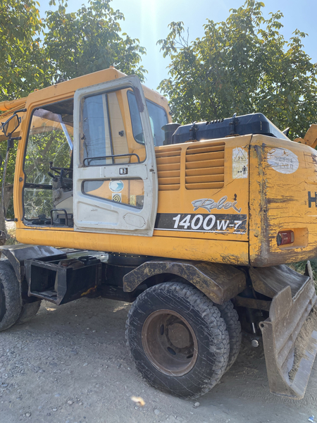 Экскаватор 1400W-7