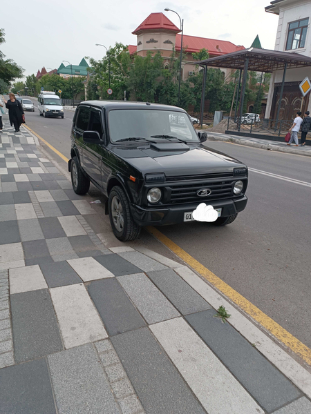Продается автомобиль Нива Урбан